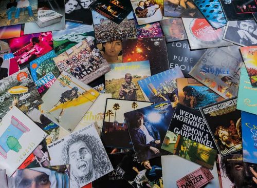 The 10 Best Vinyl Records Every Music Lover Should Own | Rocks Off Mag