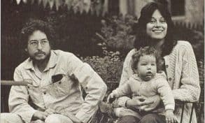 From Sara Lownds To Sara Dylan - Life As The Wife & Muse of Folk Legend ...