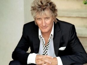 Rod Stewart ─ The Story Behind His Raspy Voice and How It Defined Rock